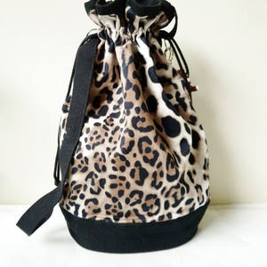 Leopard Bag, Bucket Bag, Large Leopard Handbag, Trendy, Casual Chic ...