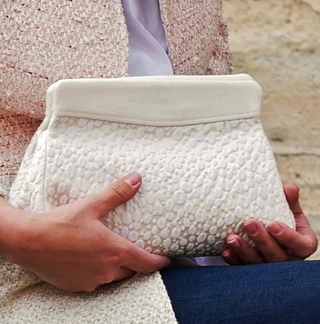 White Clutch, Wedding Clutch Bag. White and Ivory Brocade Purse ...