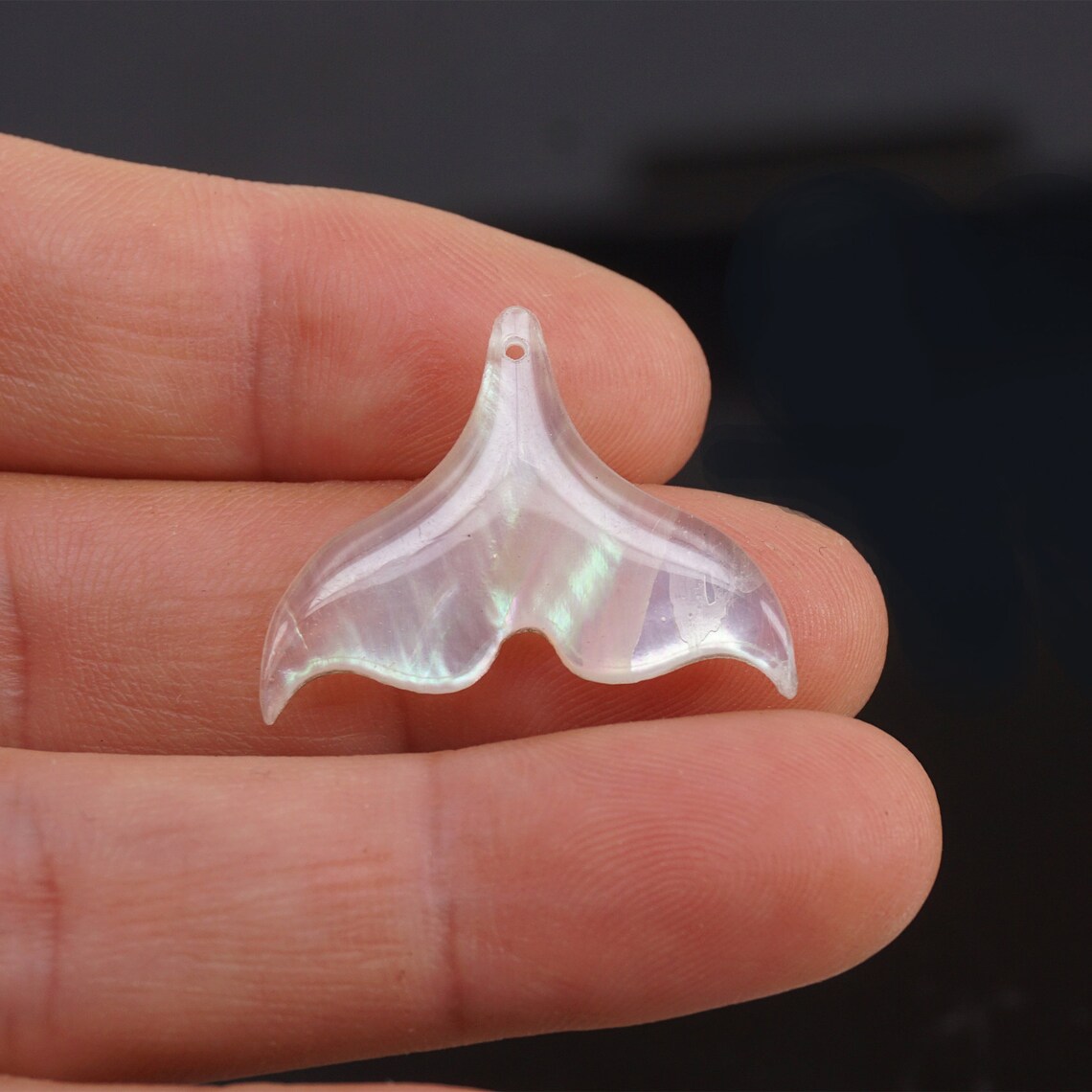 10pc Mother of Pearl Shell Mermaid Tail Bead , White Shell Fish Tail ...