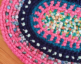 Oval Rag Rug Vintage 1950s / 1960s Black Border Oval Rug Made From Soft ...