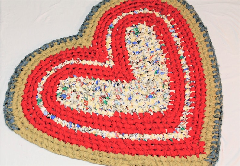 PDF Amish Knot Rag Rug Tutorial, Round Rug & Oval Rug Tutorial, AKA ...