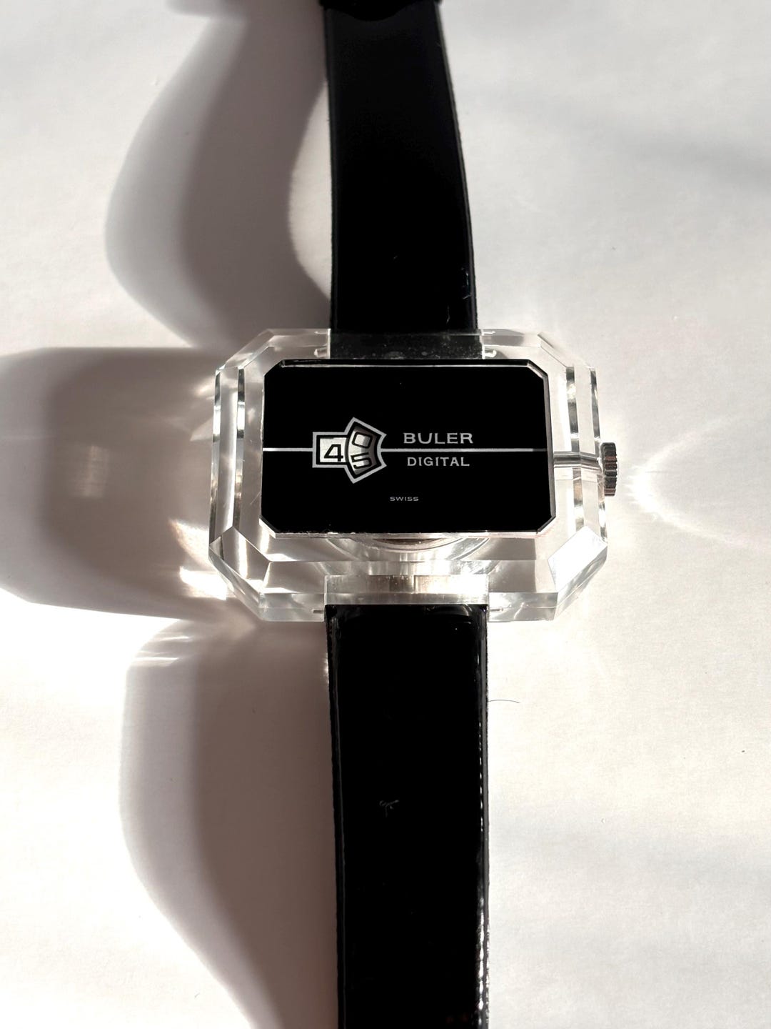 Buler Jump-hour Plexiglass Woman's Wrist Watch. Produced in the 1970's ...