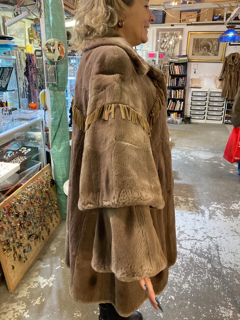 Vtg RARE 1980s Shaved Sheep or Beaver Fur Fringe Glamour - Etsy