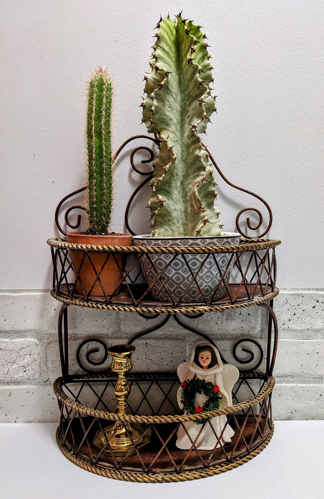 2-tier Twisted Metal Wall Shelf Hanging / Vintage Metal Wall Decor ...