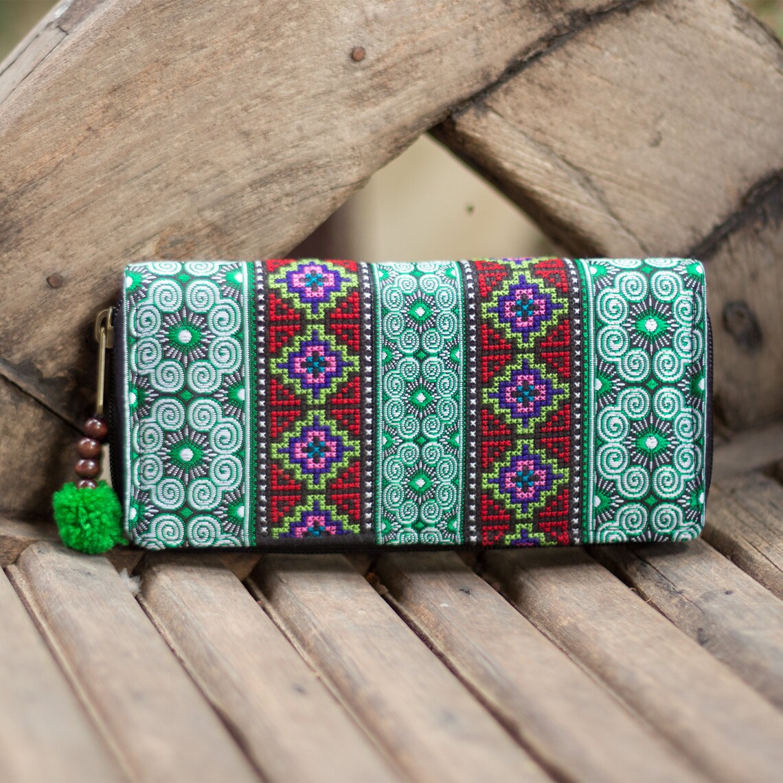 Green Hmong Tribal Embroidered Purse, Vintage Ethnic Wallet for Women ...