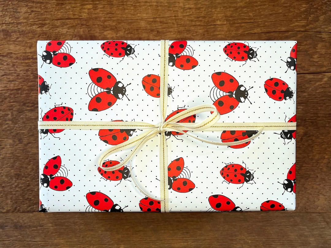 Ladybug Pattern Gift Wrap / Set of 3 Sheets - Etsy