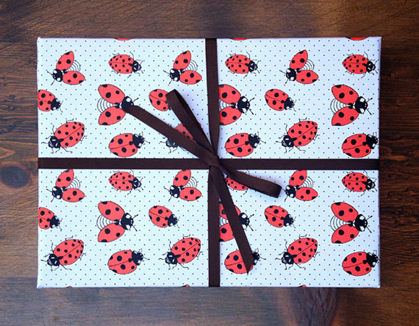 Ladybug Pattern Gift Wrap / Set of 3 Sheets | Etsy