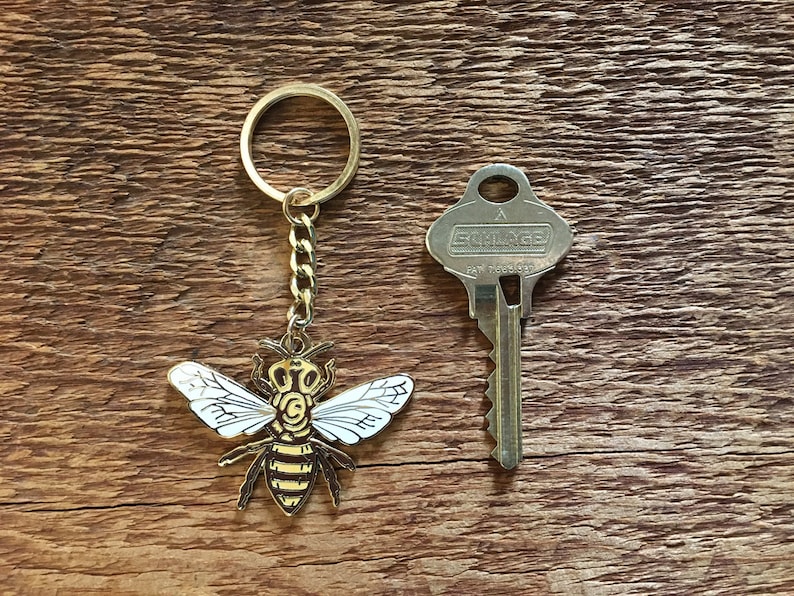 Honey Bee Enamel Keychain Bee Keychain Outdoors Keychain | Etsy