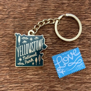 Yellowstone Enamel Keychain, Yellowstone National Park Map Keychain ...
