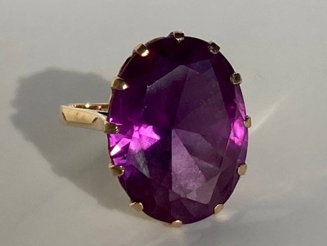 Antique Large Color Change Purple Sapphire Ring in Yellow Gold - Etsy