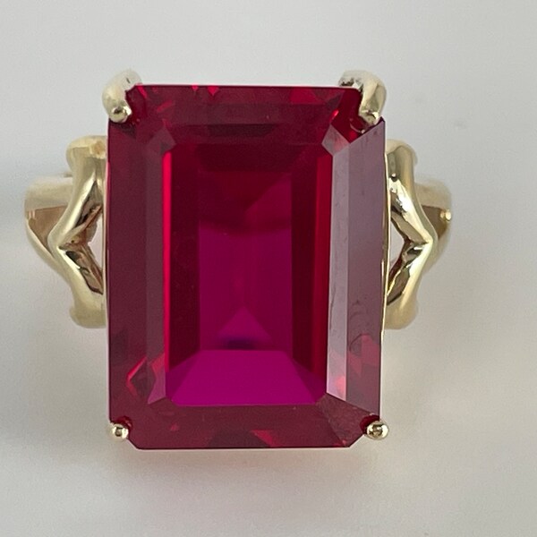 Emerald Cut Gold Ring - Etsy