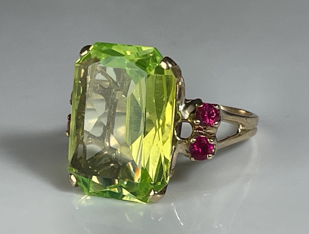 Vintage Large Emerald Cut Vaseline Glass Ruby Ring in 14K Yellow Gold ...