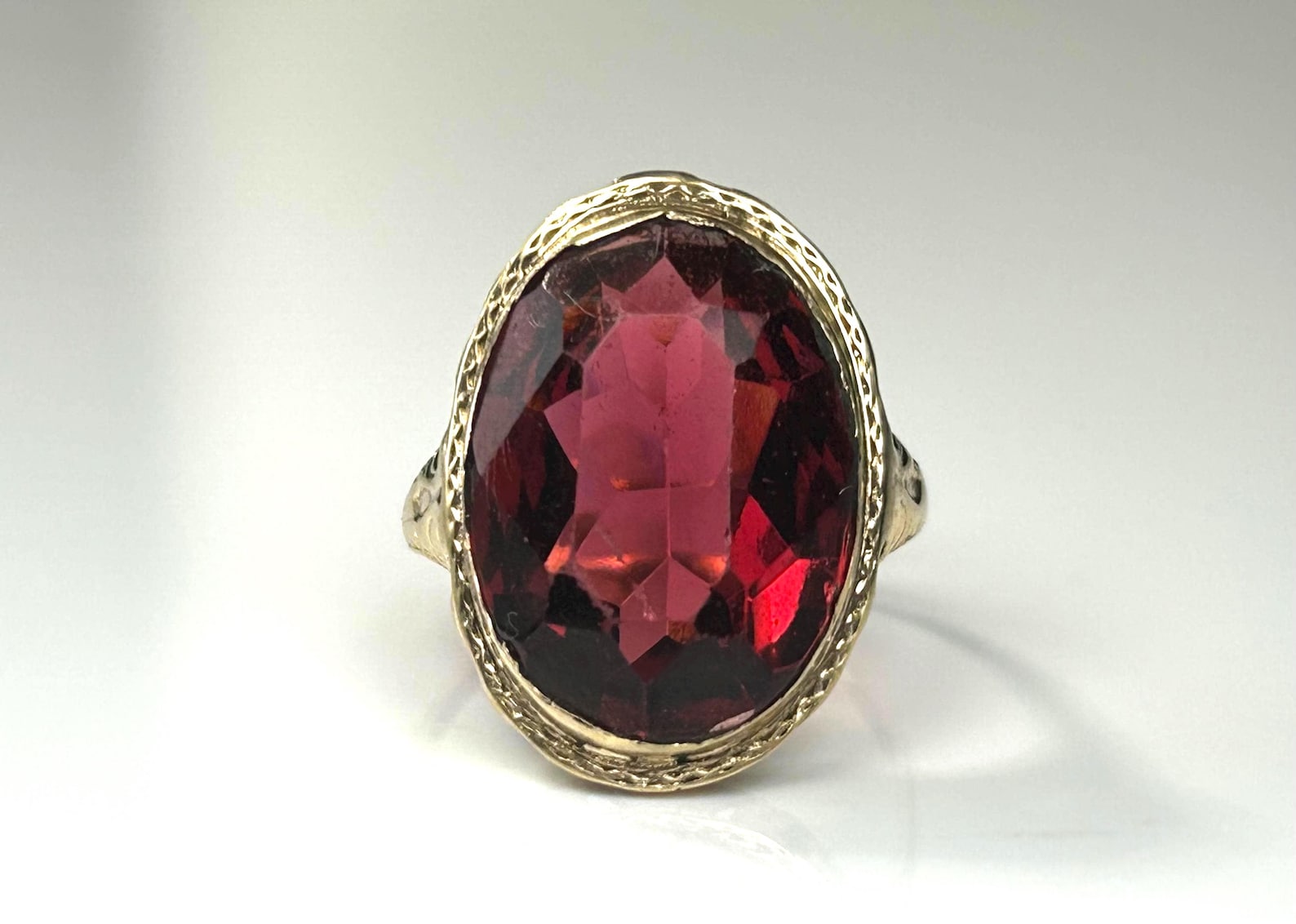Edwardian Bezel Mount Large Ruby Paste Ring in 10K Gold Circa 1905 - Etsy