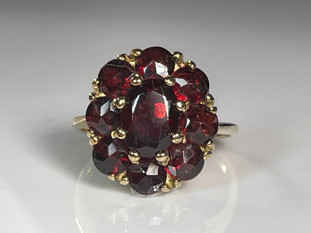Vintage Bohemian Garnet Cluster Ring in Yellow Gold - Etsy