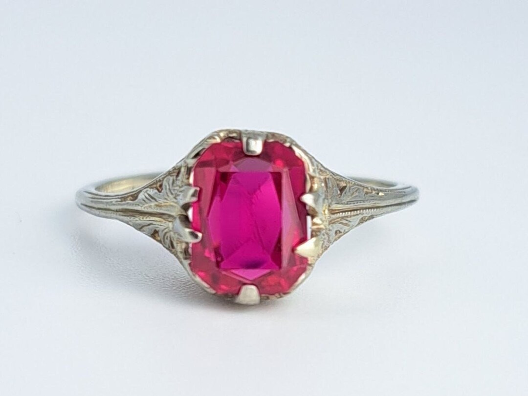 Art Deco Emerald Cut Ruby Solitaire Filigree Ring in White Gold - Etsy