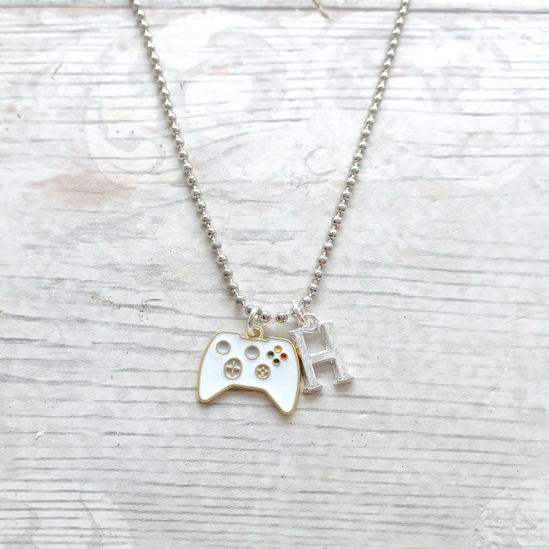 Controller Necklace - Etsy