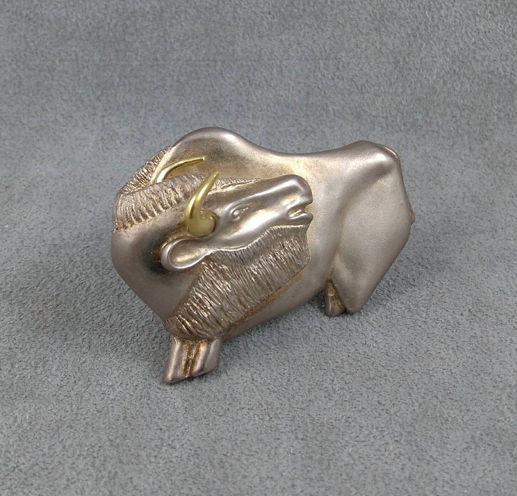 Brooch, Handcrafted, Buffalo, Bison, SS & 18K, Animal Sculpture, Unisex ...