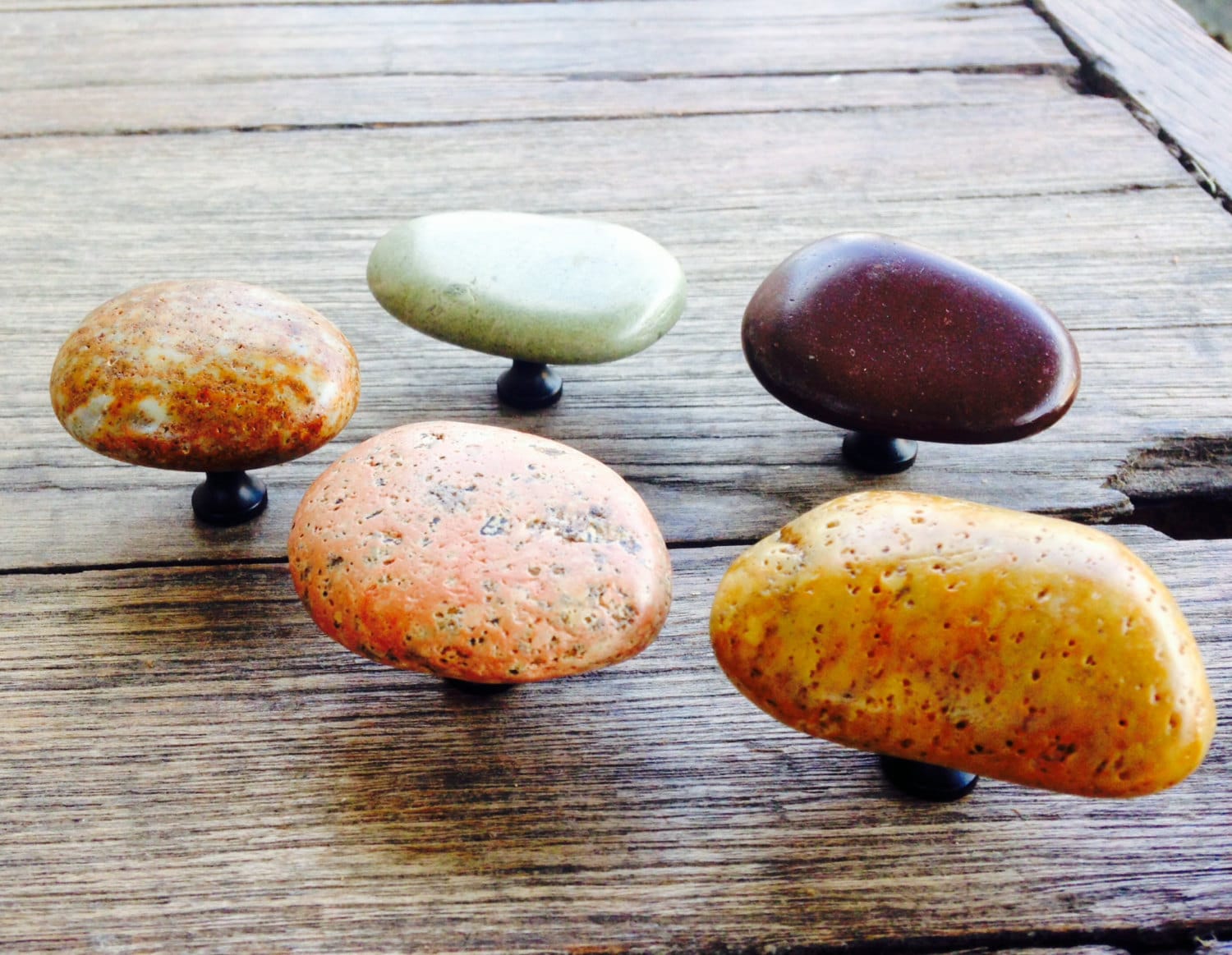 Idaho Natural River Rock Cabinet Hardware - Etsy