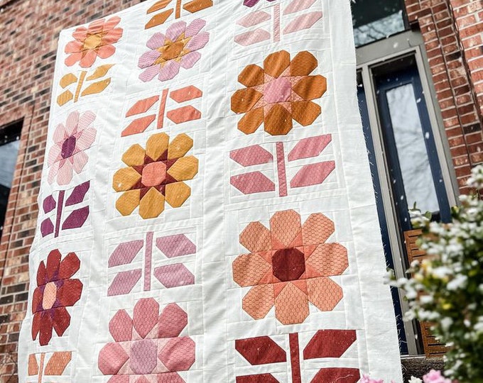 Daisy Mae Quilt Top Kit | Pattern by Abby Maed | Pattern NOT Included - Etsy