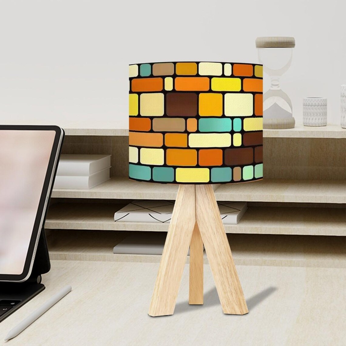 Retro Neutral Stained Glass-inspired Tripod Table Lamp – Mid-century ...