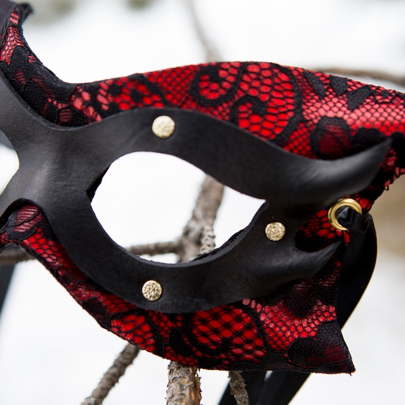 Lace Mask - Etsy