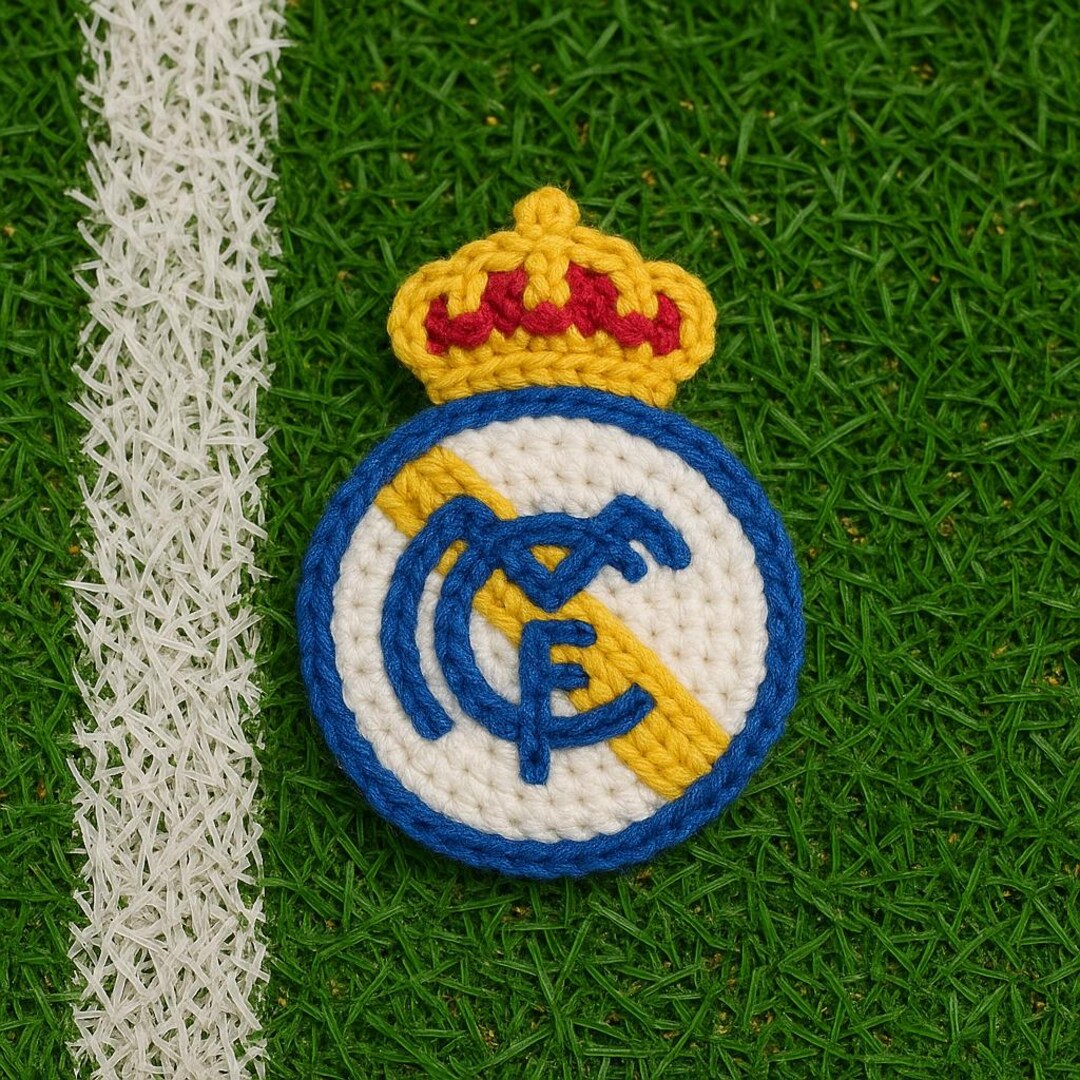 Real Madrid Crochet Pattern – Handmade Football Badge, Soccer Logo ...