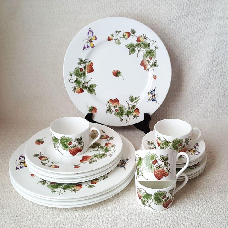 Strawberry Dishes - Etsy