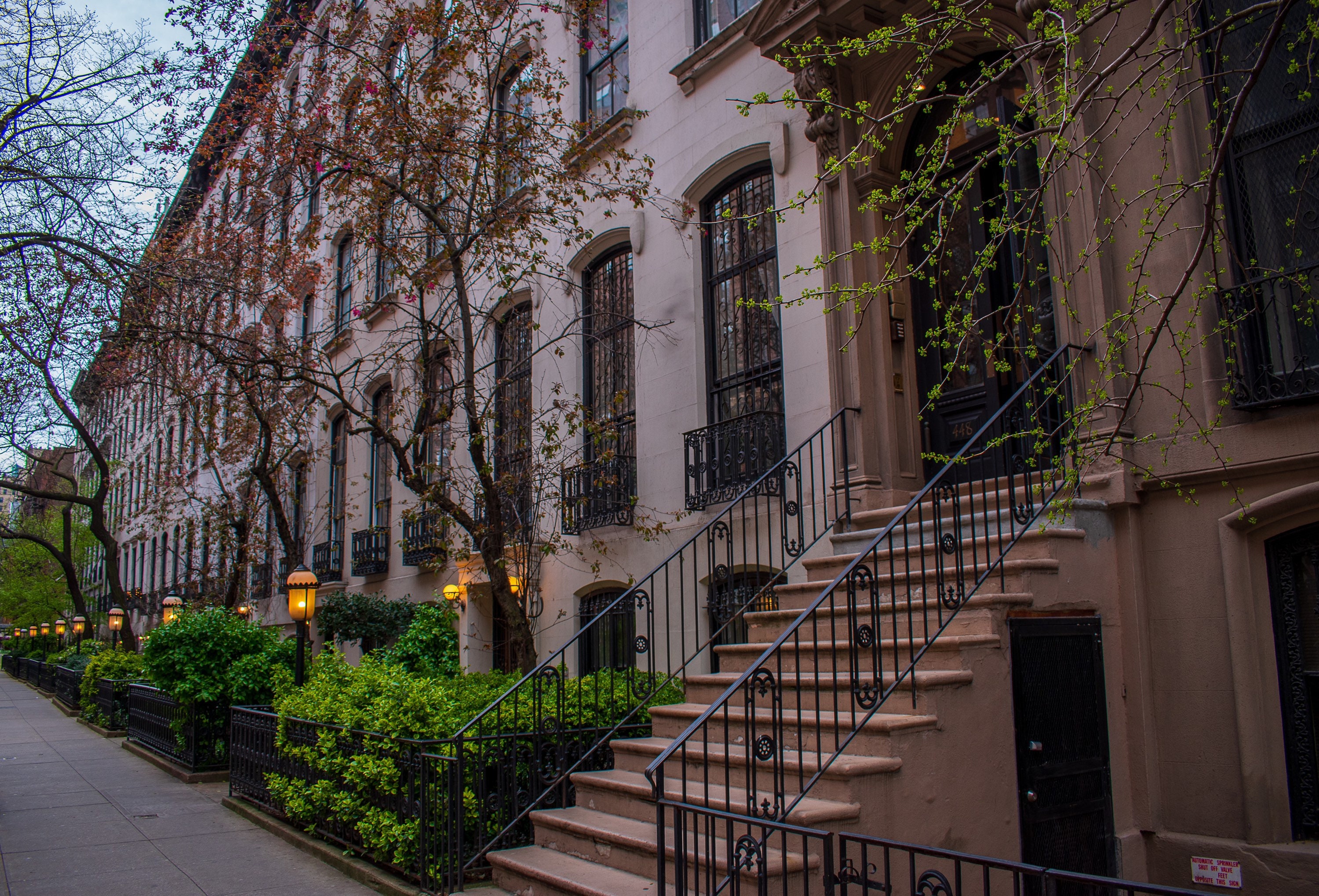 Brownstone Art Brownstone Print Housewarming Gift Apartment - Etsy