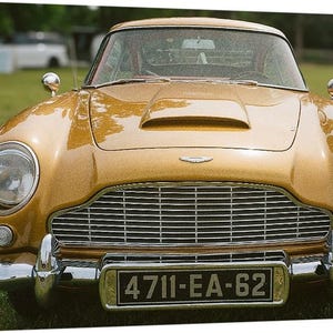 Aston Martin DB5 Art: James Bond 007 Car Poster - Etsy