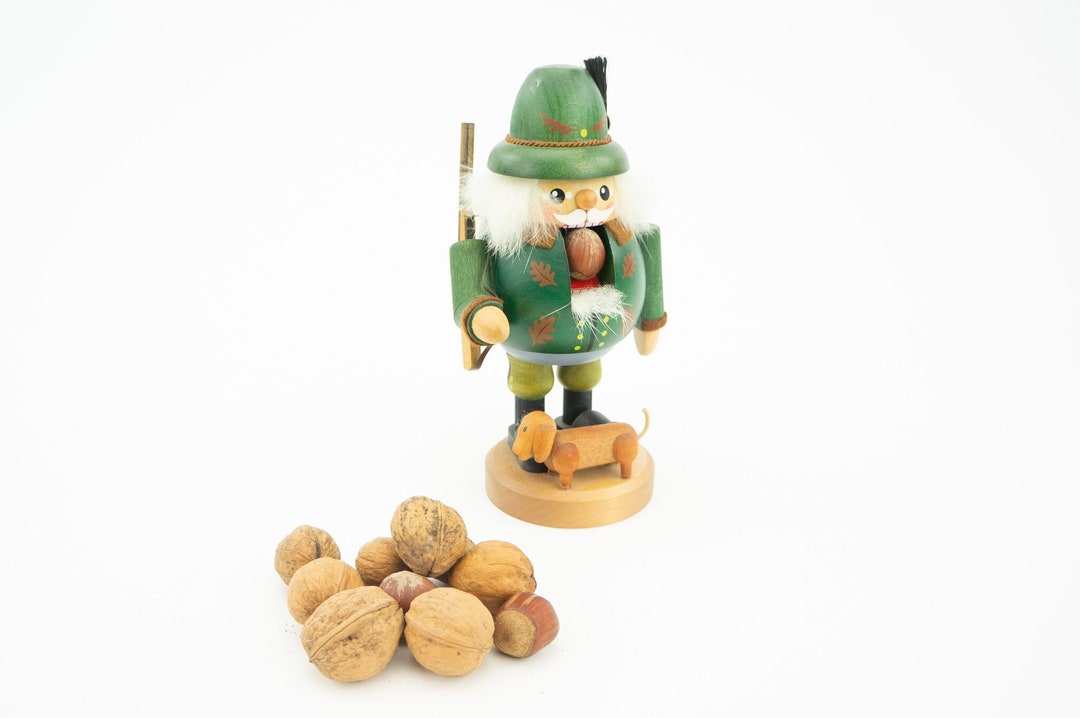 Richard Glasser | Vintage Nutcracker | 1980s | Hunter Figurine ...