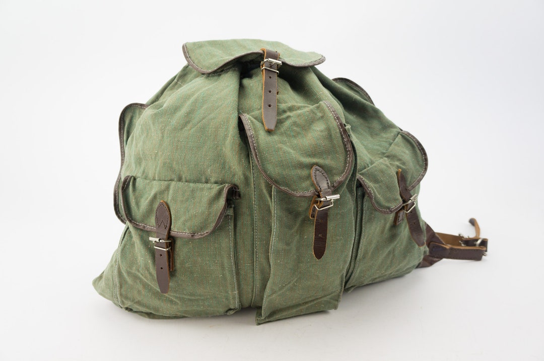 Pouch DDR | Vintage Backpack | 1960s | Hiking Rucksack | Mountain Bag ...
