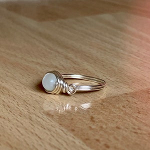 Cats Eye Ring Silver Wire Wrapped Ring in Glowing White - Etsy
