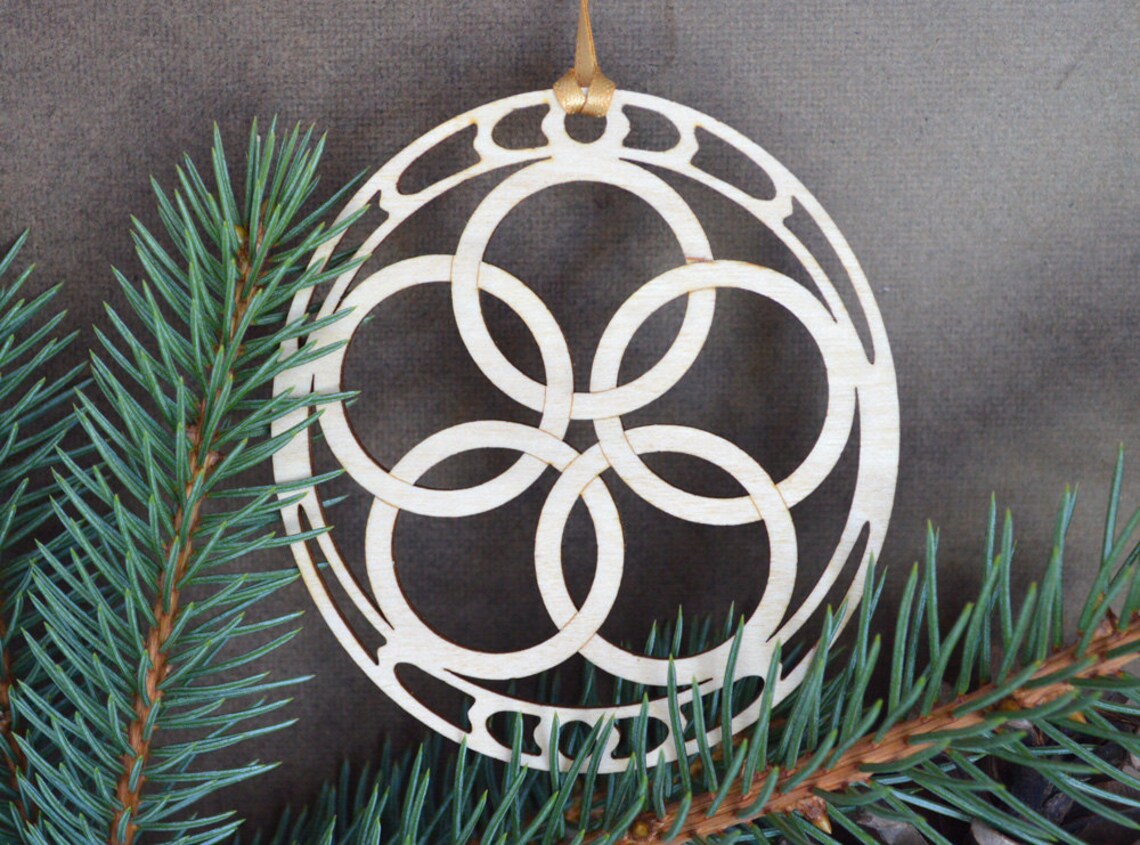 5 Golden Rings Ornament Woodcut Design 5 Interlocking Rings - Etsy