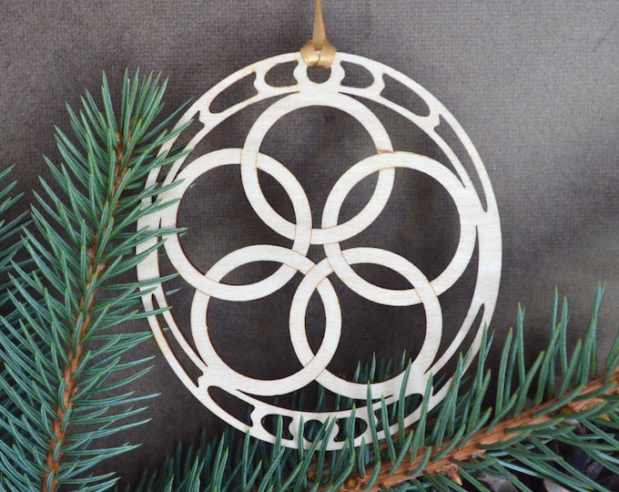 5 Golden Rings Ornament Woodcut Design 5 Interlocking Rings | Etsy