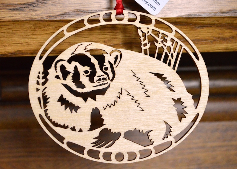Wooden American Badger Ornament Wood-cut Badger Decoration Intricately ...