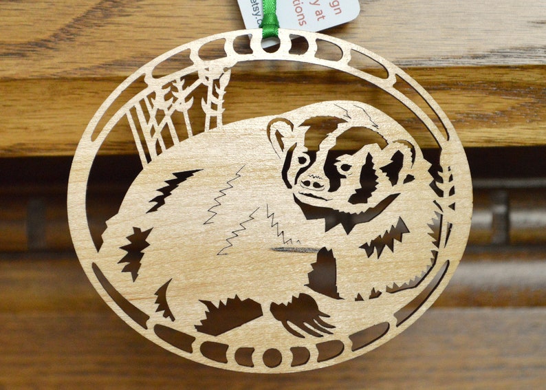 Wooden American Badger Ornament Wood-cut Badger Decoration Intricately ...