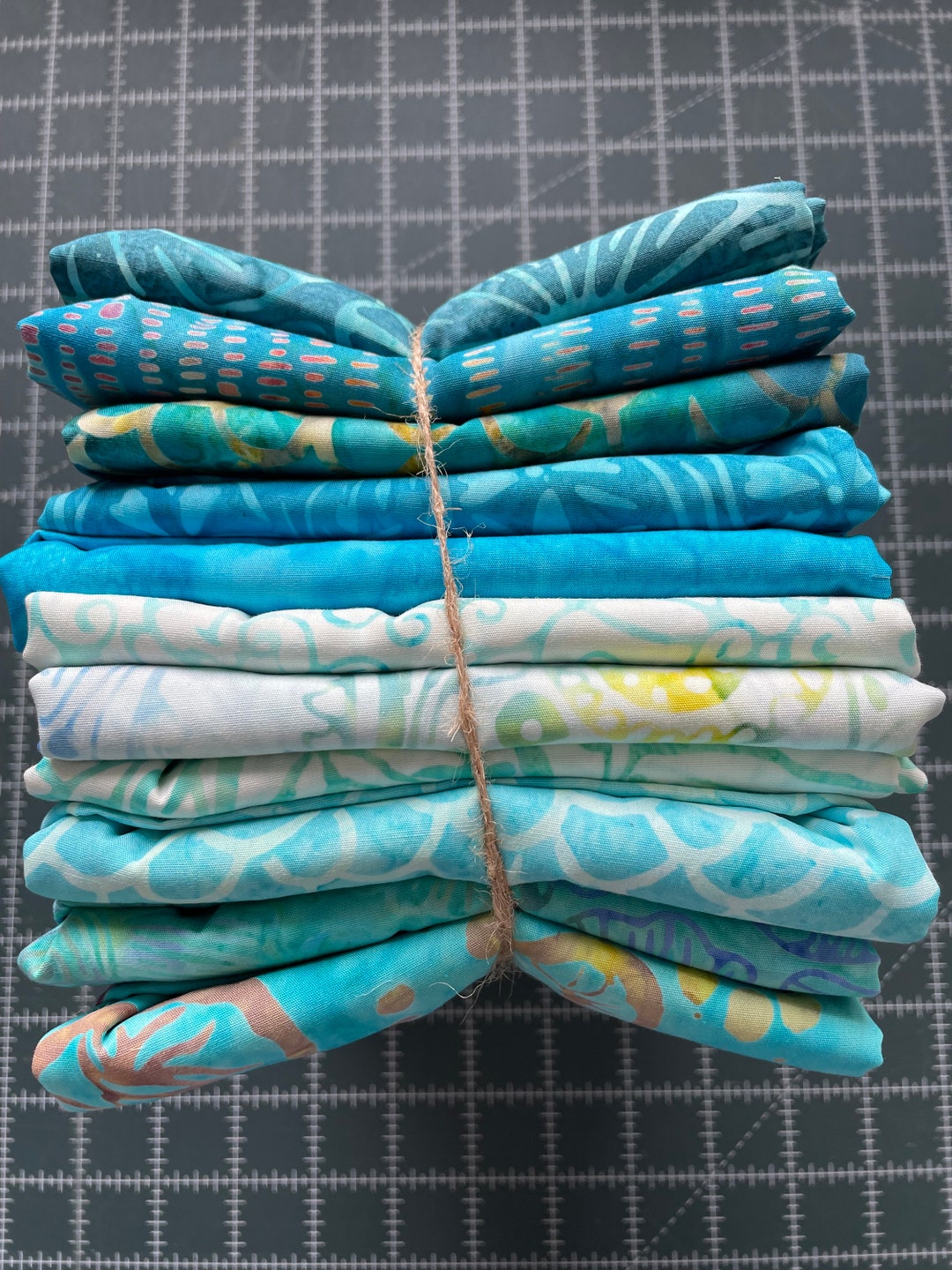 Java Tonga Blue Batiks Bundles by Timeless Treasures Fabrics , Fat ...