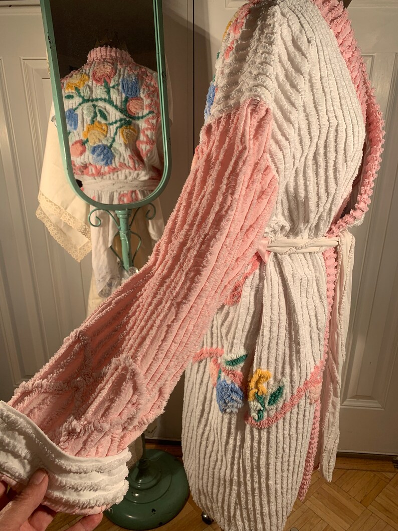Large garland of Roses Chenille Bathrobe Upcycled From - Etsy