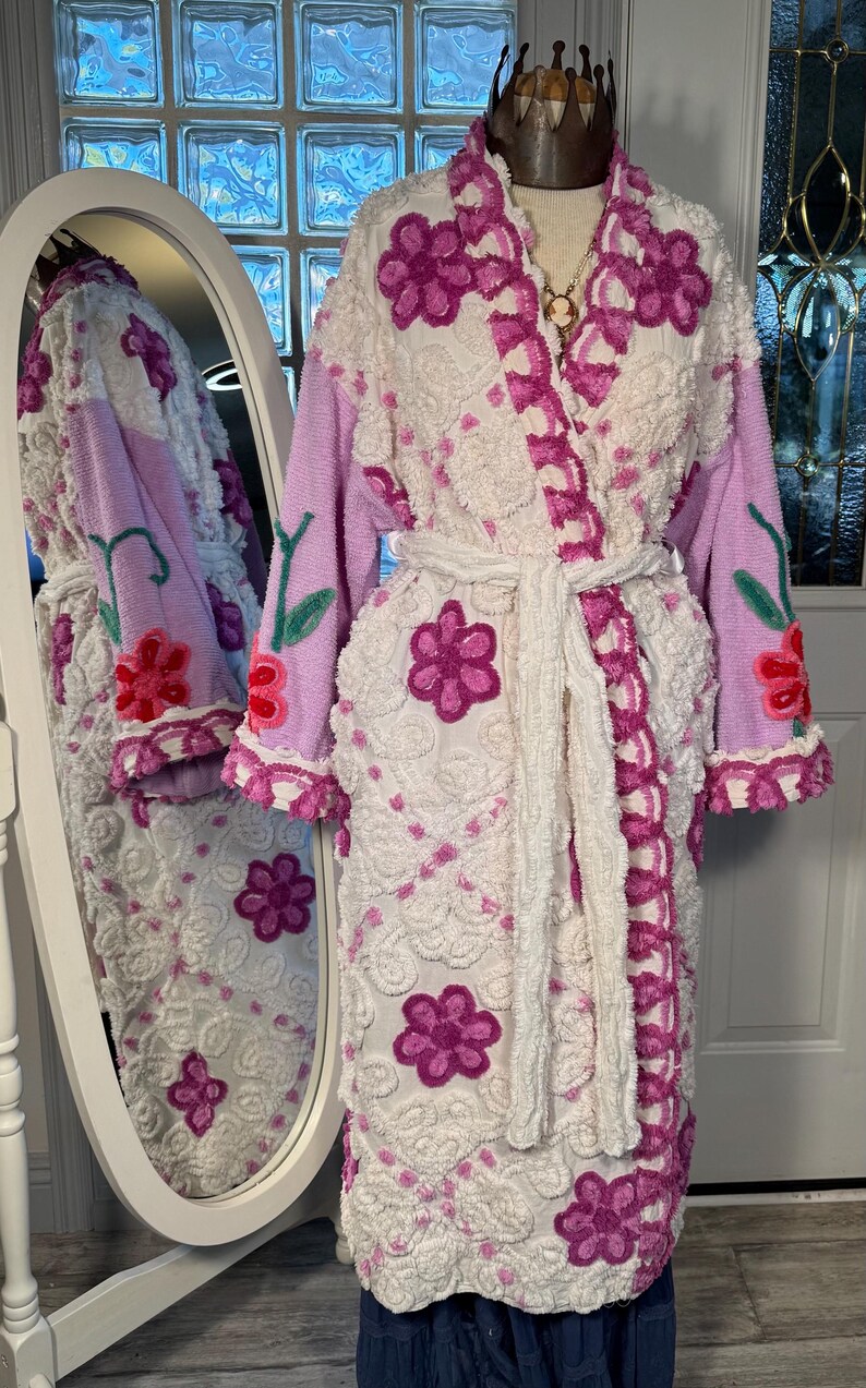 Medium Plush and Heavy “lavendar Nanny” Vintage Chenille Bathrobe ...