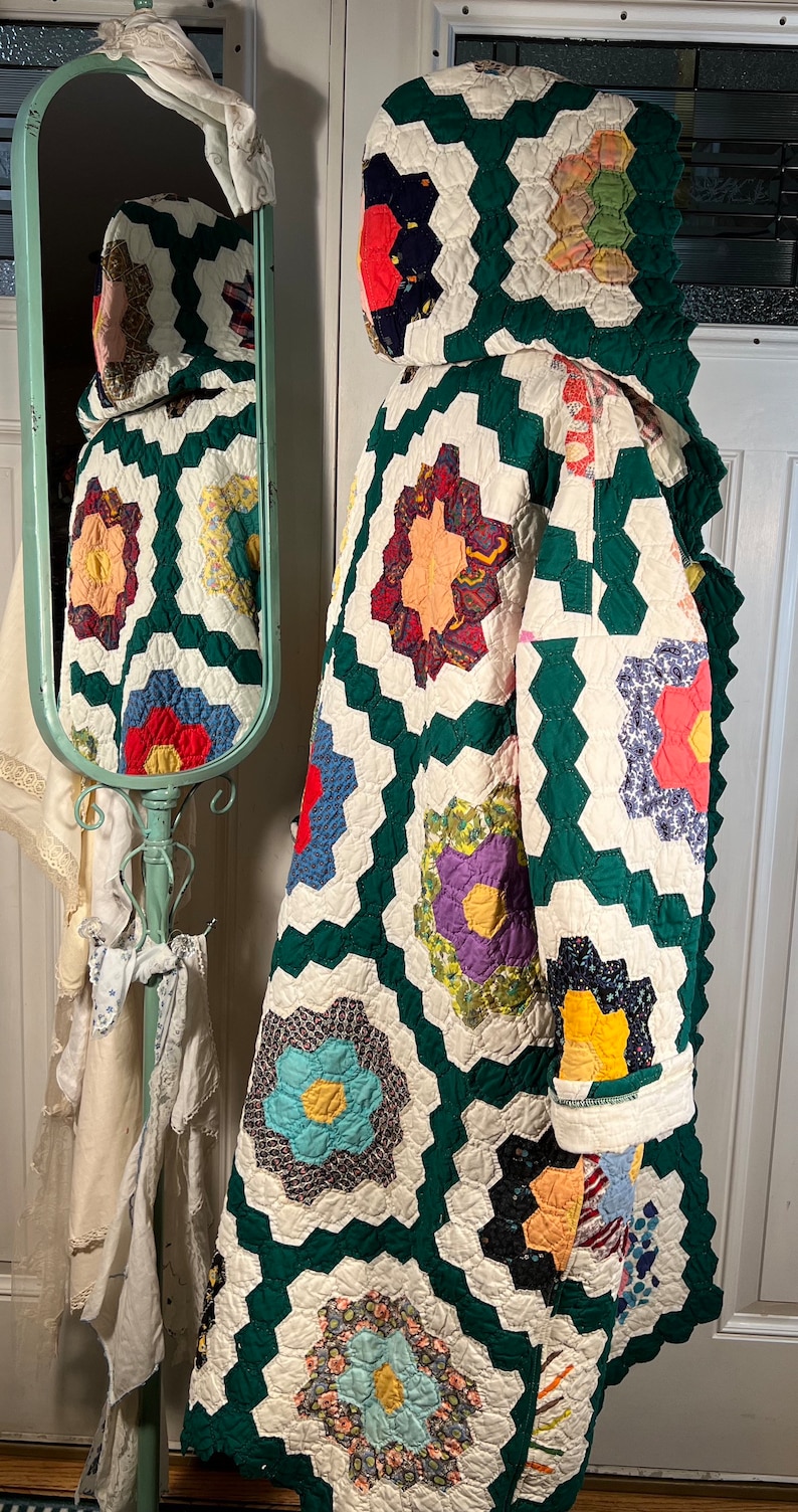 XL Vivid and Heavy grandmothers Flower Garden Duster Length - Etsy