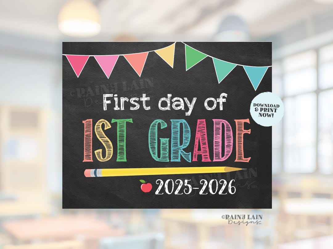 First Day of 1st Grade Sign Girl Printable First Day of School Sign ...