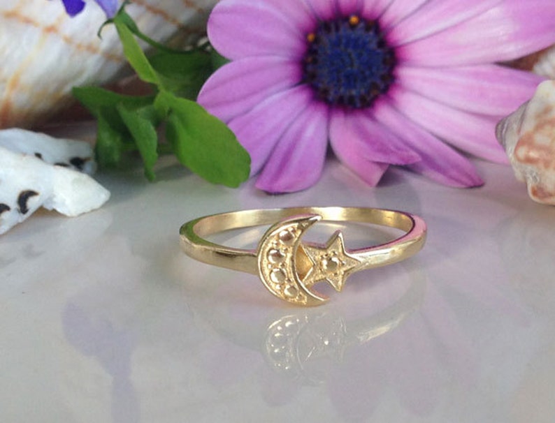 Moon & Star Ring - Everyday Jewelry Simple Delicate Crescent Stacking ...