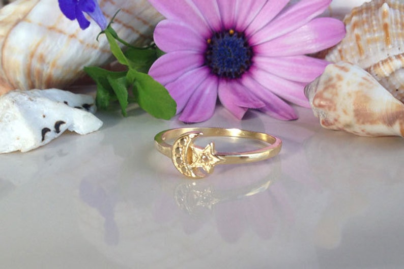 Moon & Star Ring - Everyday Jewelry Simple Delicate Crescent Stacking ...