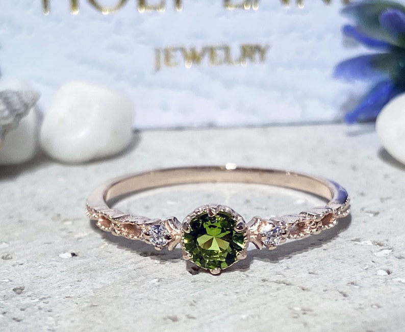 Peridot Ring - August Birthstone - Round Green Gemstone Bezel Set ...