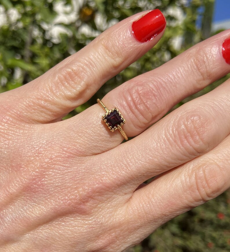 Red Garnet Ring – January Birthstone - Square Gemstone Simple Bezel Set ...