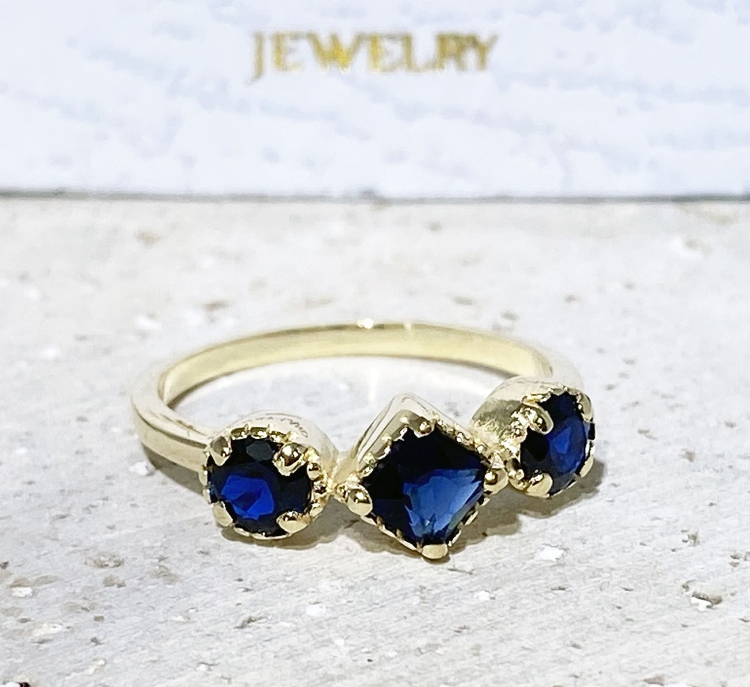 Blue Sapphire Ring - September Birthstone - Square & Round Gemstone ...