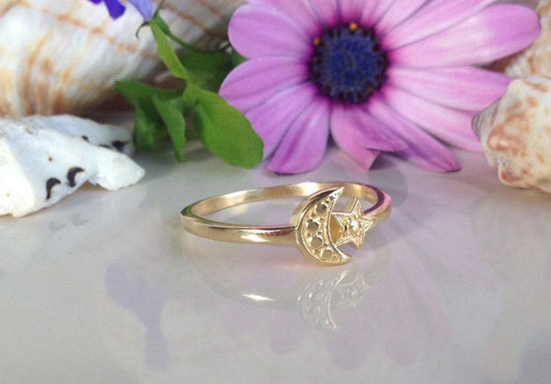 Moon & Star Ring - Everyday Jewelry Simple Delicate Crescent Stacking ...