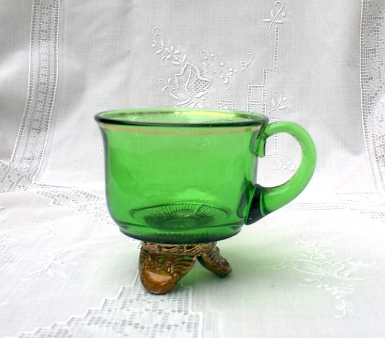 Colorado LACY MEDALLION Footed Miniature Cup Mug Emerald Green Glass ...