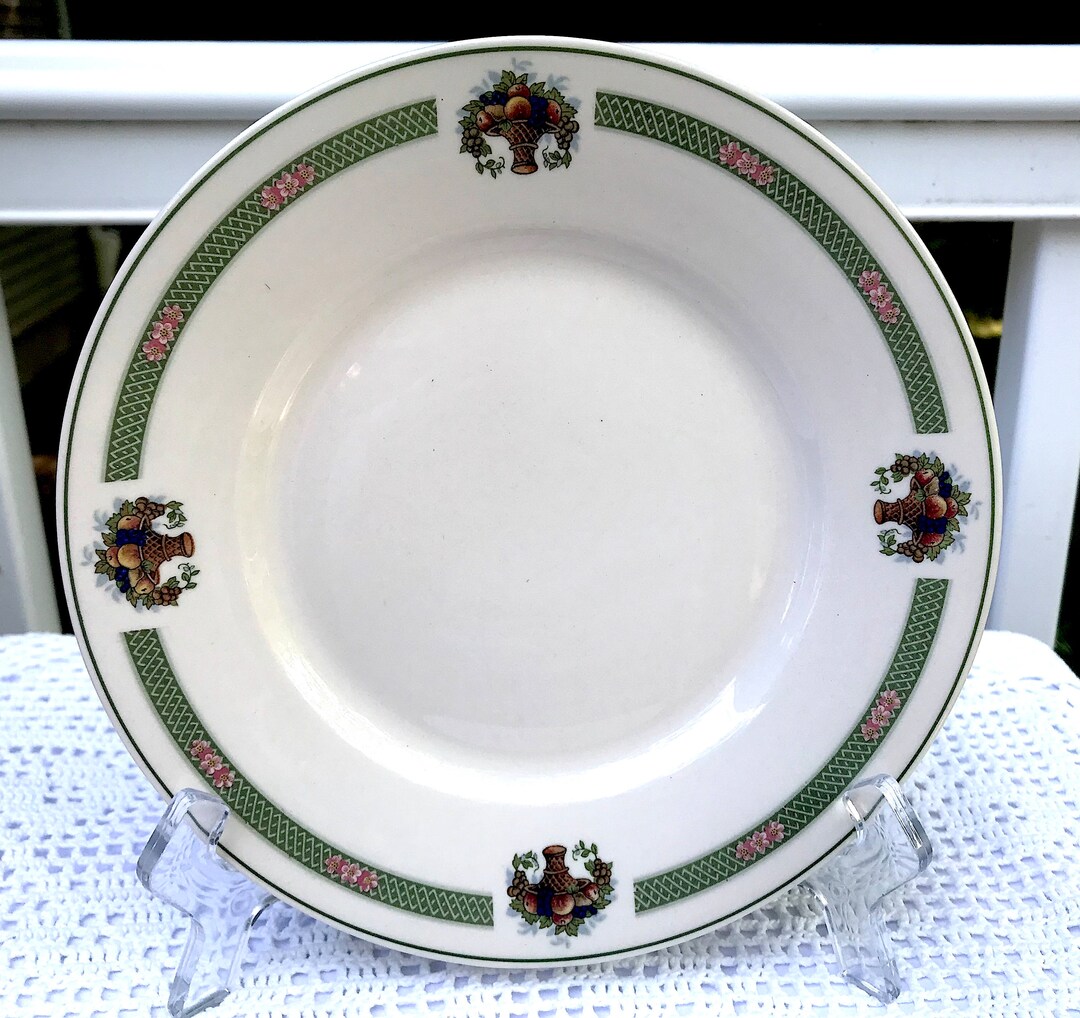 Buffalo China Ye Olde Ivory Set of Five 8" Salad Lunch Plates Green ...