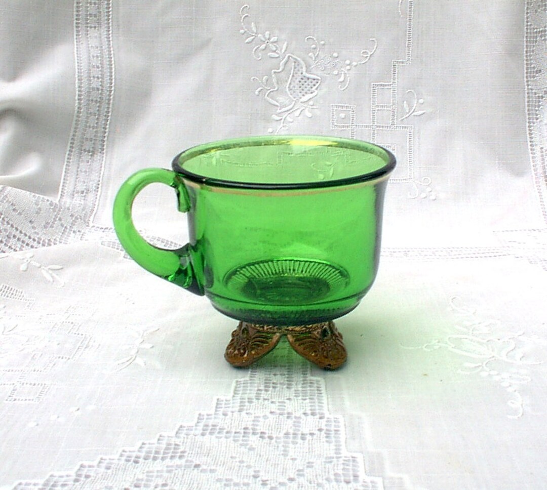 Colorado LACY MEDALLION Footed Miniature Cup Mug Emerald Green Glass ...